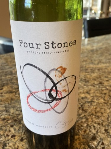 Four Stones Cabernet Sauvignon | Vivino English
