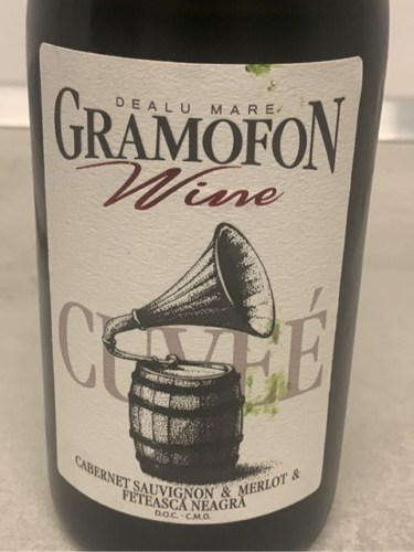 Gramofon Wine Cuvée Roșu Sec | Vivino English