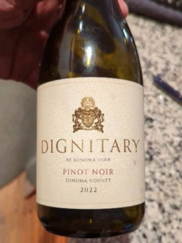 Sonoma-Loeb Dignitary Pinot Noir | Vivino English