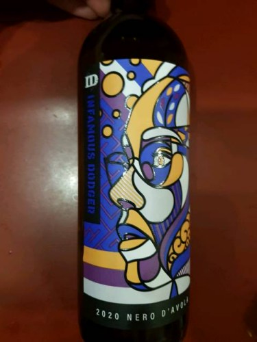 Infamous Dodger Nero d'Avola | Vivino English