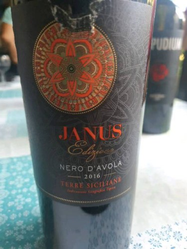 Janus Edizione Nero d'Avola | Vivino US