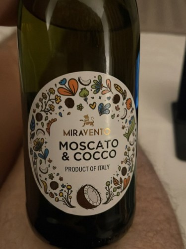 Vallebelbo Miravento Moscato - Cocco | Vivino US
