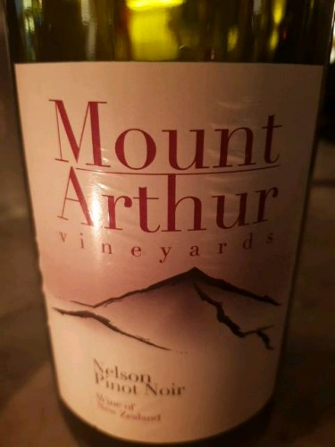 Mount Arthur Nelson Pinot Noir | Vivino Brasil