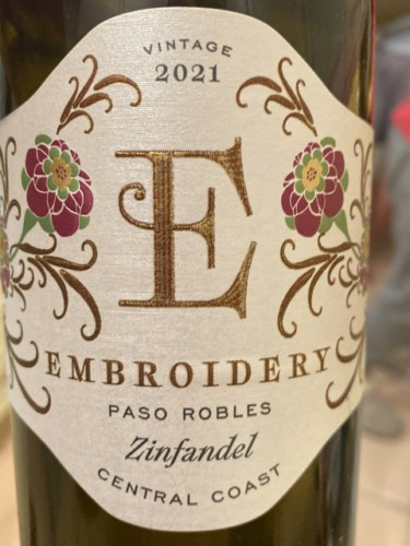 Embroidery Zinfandel | Vivino English