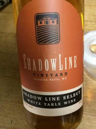 Shadow Line Vineyard Select White Table | Vivino US
