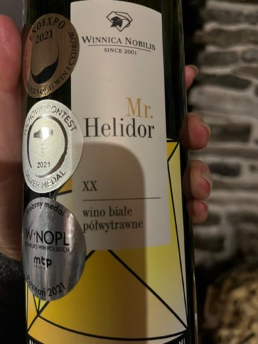 Winnica Nobilis Mr. Helidor Białe Półwytrawne | Vivino Canada