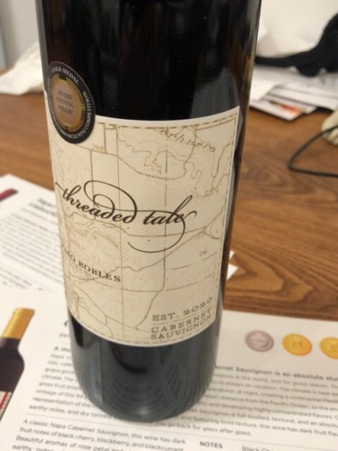 2020 Threaded Tale Cabernet Sauvignon | Vivino US