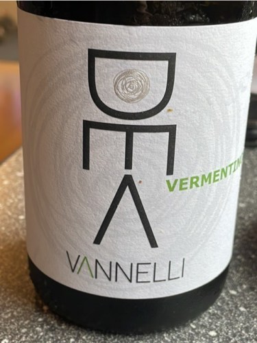 Vini Vannelli Dea Vermentino | Vivino US
