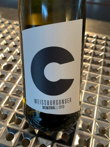 Neverland Wine C Weissburgunder Mineral | Vivino US