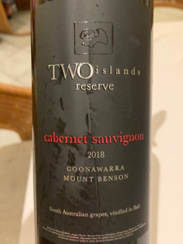 Two Islands Reserve Cabernet Sauvignon | Vivino US