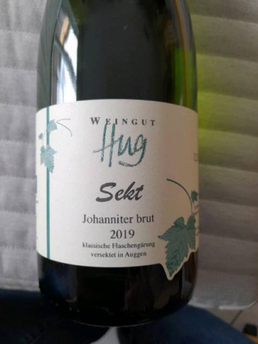 Weingut Hug Sekt Johanniter Brut | Vivino Australia