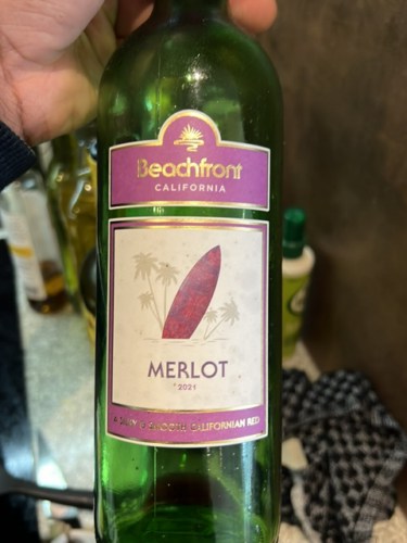 Beachfront Merlot | Vivino US