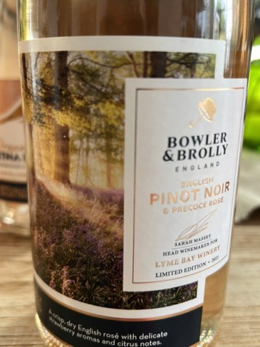 Bowler & Brolly Pinot Noir Précoce Rosé | Vivino Australia
