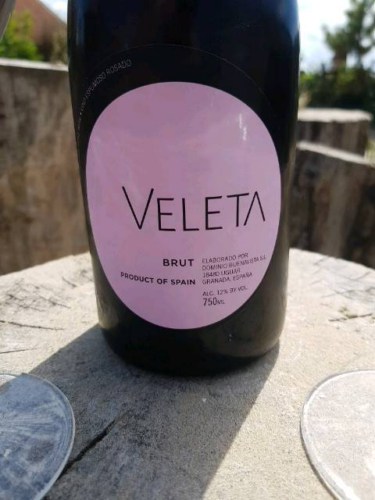 Veleta Brut Rosé | Vivino US