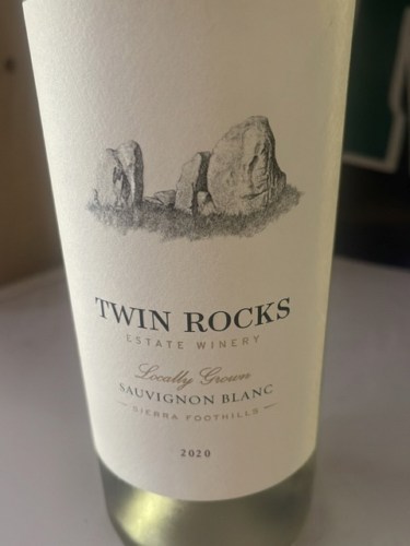 Twin Rocks Estate Winery Sauvignon Blanc | Vivino English