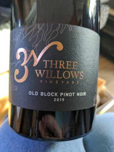 Three Willows Old Block Pinot Noir | Vivino Australia