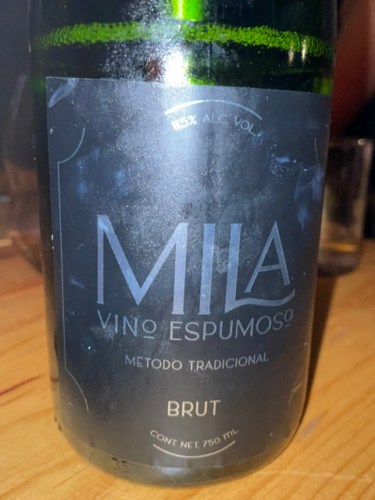 Vinícola Amelia Mila Brut | Vivino US
