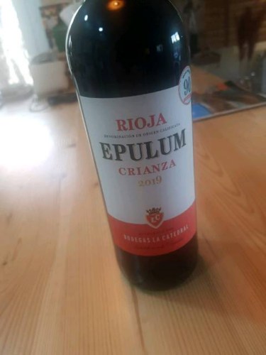 2019 Bodegas La Catedral Epulum Crianza | Vivino US