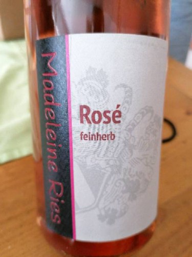 Madeleine Ries Rosé Feinherb | Vivino US