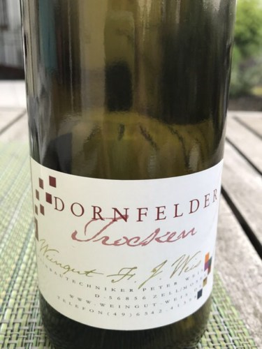 F.J. Weis Dornfelder Trocken | Vivino US