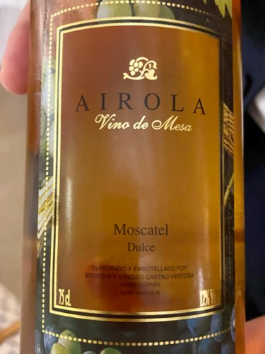 Castro Ventosa Airola Moscatel Dulce | Vivino US