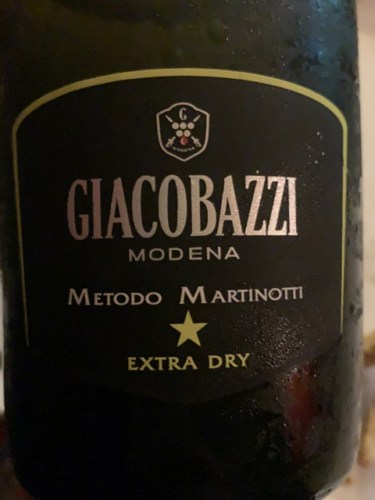 Giacobazzi Metodo Martinotti Extra Dry | Vivino Australia