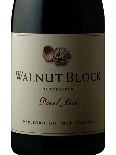Walnut Block Nutcracker Pinot Noir | Vivino US