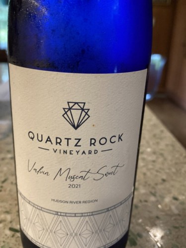 Quartz Rock Valvin Muscat Sweet | Vivino US