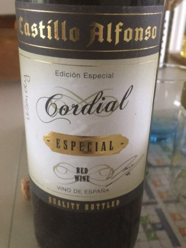 Castillo Alfonso Cordial Edición Especial | Vivino US