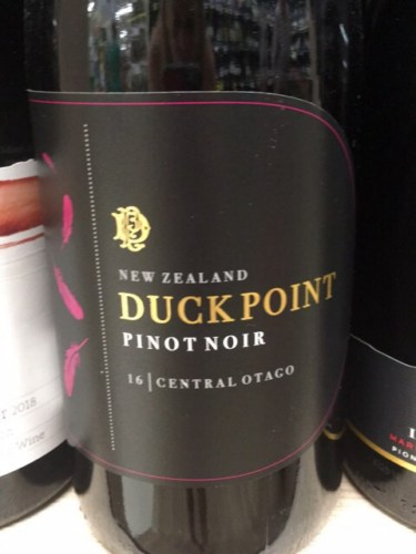 Duck Point Pinot Noir | Vivino US