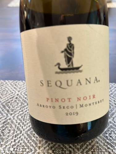 Sequana Pinot Noir | Vivino English