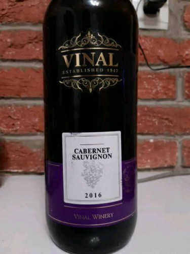 Vinal Cabernet Sauvignon | Vivino US