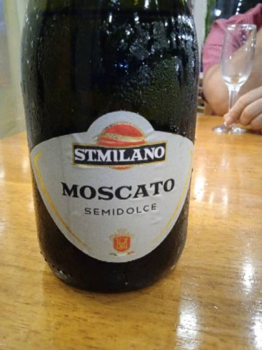 St. Milano Moscato Semidolce | Vivino US