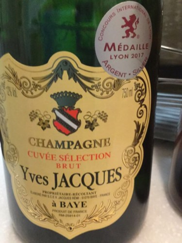 Yves Jacques Cuvée Sélection Brut Champagne | Vivino