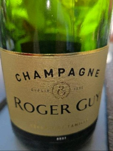Roger Guy Champagne Reserve De Famille Brut | Vivino English