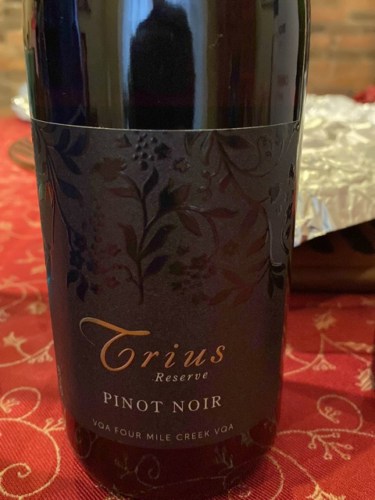 Trius Reserve Pinot Noir | Vivino US