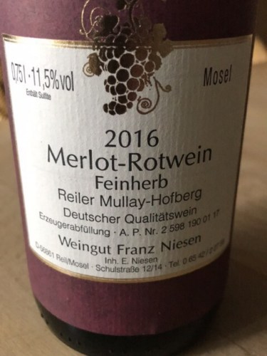 Weingut Franz Niesen Reiler Mullay-Hofberg Merlot Feinherb | Vivino US