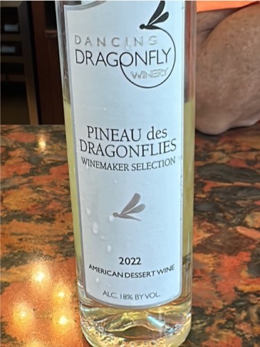 Dancing Dragonfly Pineau Des Dragonflies Winemaker Selection | Vivino US