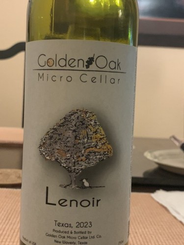 Golden Oak Micro Cellar Lenoir | Vivino US