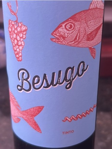 Vielas Besugo Tinto | Vivino English