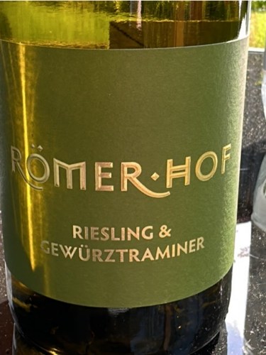 Weingut Römerhof Riesling - Gewürztraminer | Vivino US