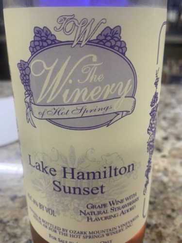 The Winery of Hot Springs Lake Hamilton Sunset | Vivino US
