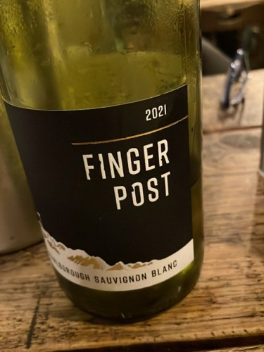 2021 Finger Post Sauvignon Blanc | Vivino US