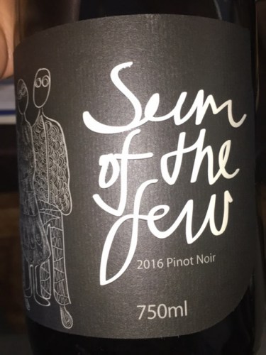 Sum Of The Few Pinot Noir | Vivino US