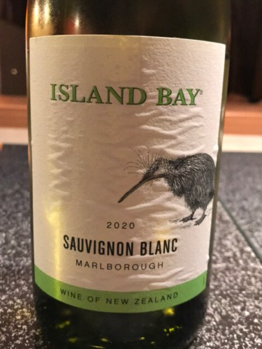 2020 Island Bay Sauvignon Blanc | Vivino US