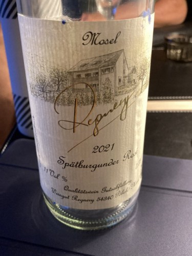 Weingut Johann Regnery Spätburgunder Weissherbst Trocken | Vivino US