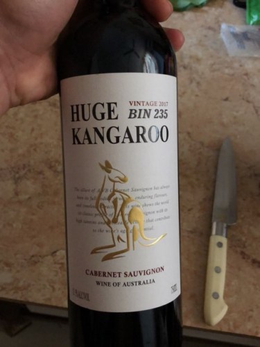 Huge Kangaroo Bin 235 Cabernet Sauvignon | Vivino US