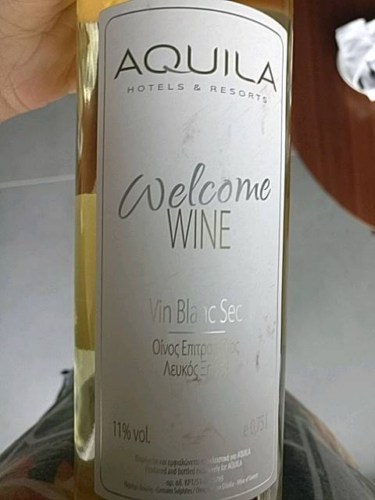Aquila Welcome Wine Blanc Sec | Vivino US