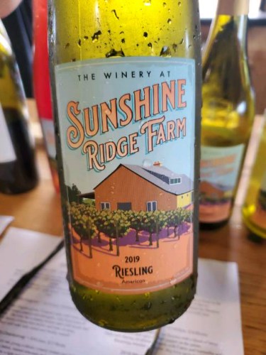 The Winery at Sunshine Ridge Farm Riesling | Vivino Australia
