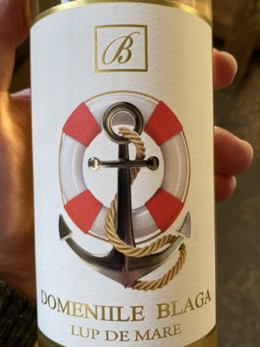 Domeniile Blaga Lup de Mare | Vivino US